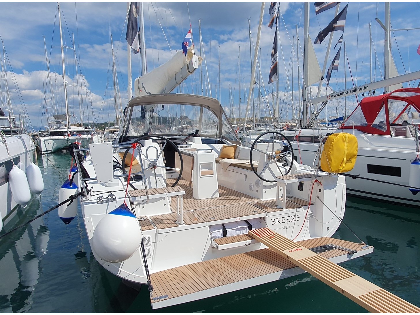 Oceanis 37.1 2024 - BREEZE - ACI Marina Split - ACI Marina Split ...
